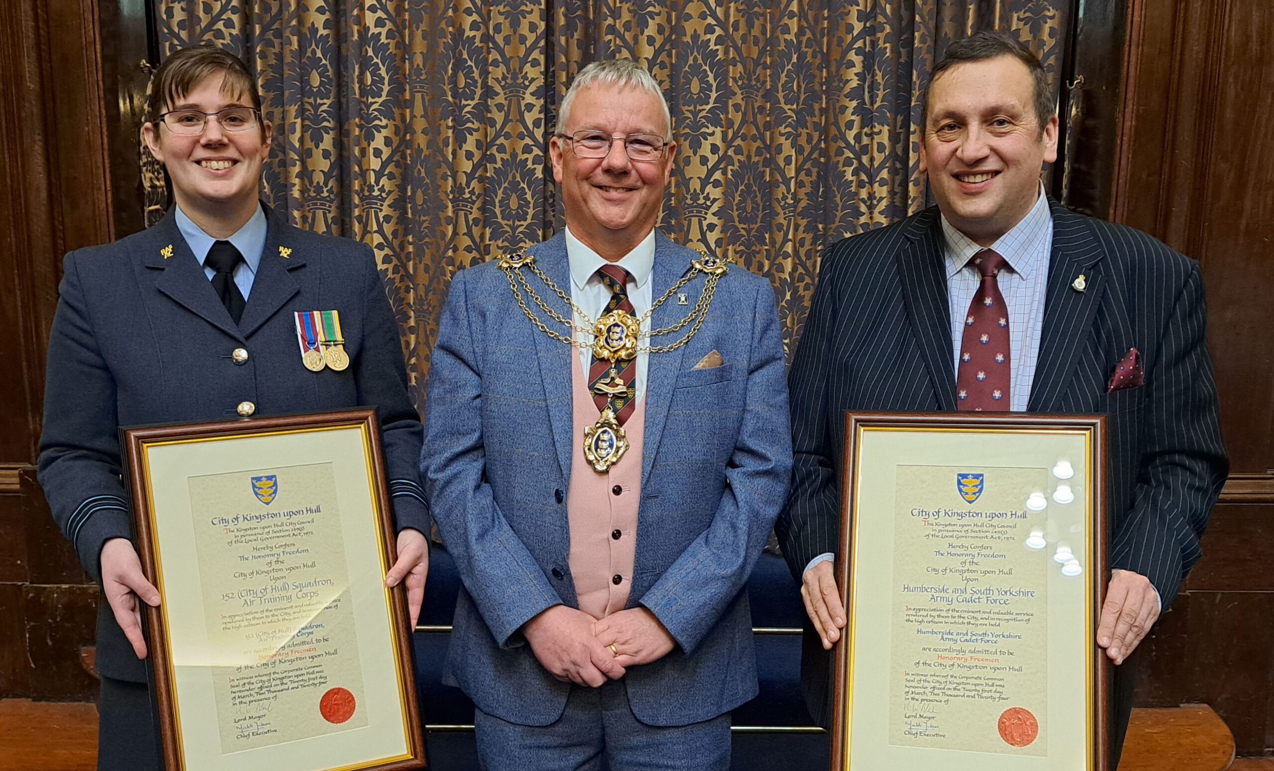 Army and air cadets awarded Freedom of the City - RFCA Yorkshire
